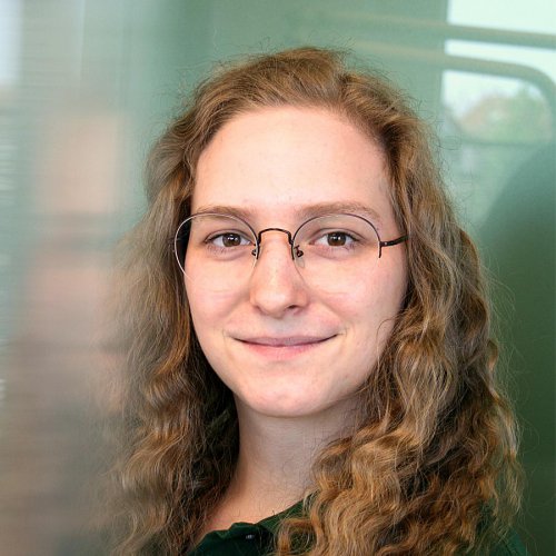 Sarah-Holländer | Dr. Eva-Maria Engelke